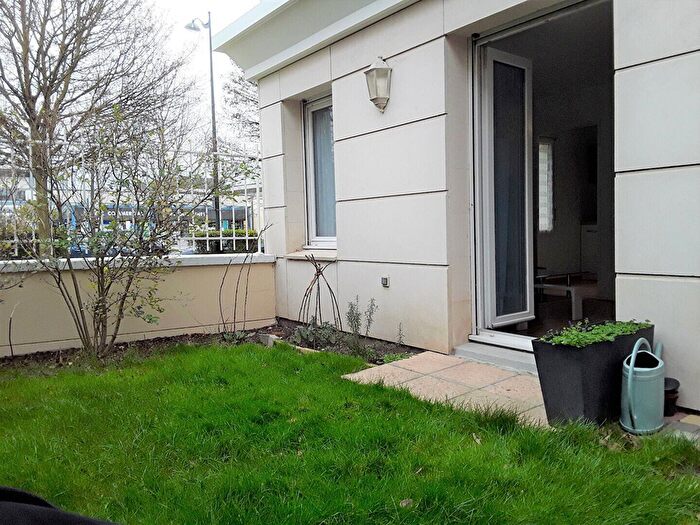 Appartement à louer - Village Doumer, Carrières-sur-Seine - 1 pièce