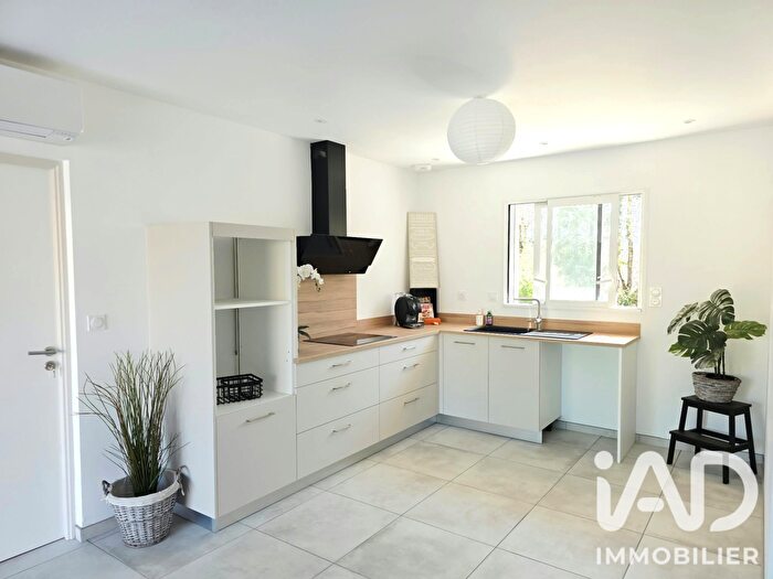 Maison 5 pièces à Lescout, à vendre