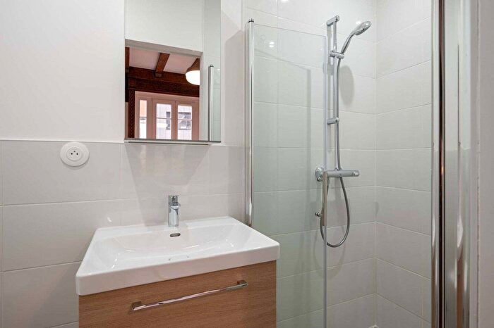Appartement 1 pièce à louer à Centre Ville-Jean Moulin-Beaumont, Montreuil