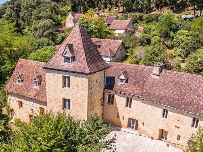 Maison à vendre - Calviac-en-Périgord - 10 pièces - 5 chambres