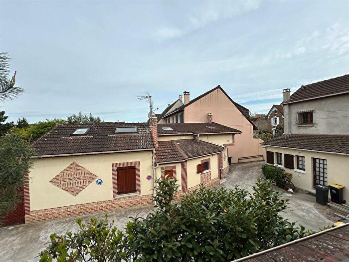 La Varenne, Saint-Maur-des-Fossés : Appartement 2 pièces à louer