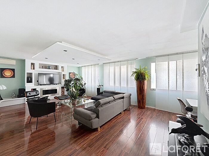 Appartement à vendre - Béziers, Centre-ville, Palais des Congrès, Garibaldi, Gambetta - 4 pièces - 2 chambres