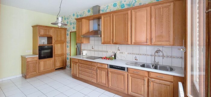 Maison à vendre - Cambrai, Centre-Ville, Gare - 5 pièces - 4 chambres