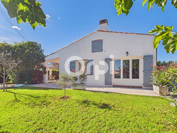 Maison à vendre - Tourrettes - 6 pièces - 4 chambres