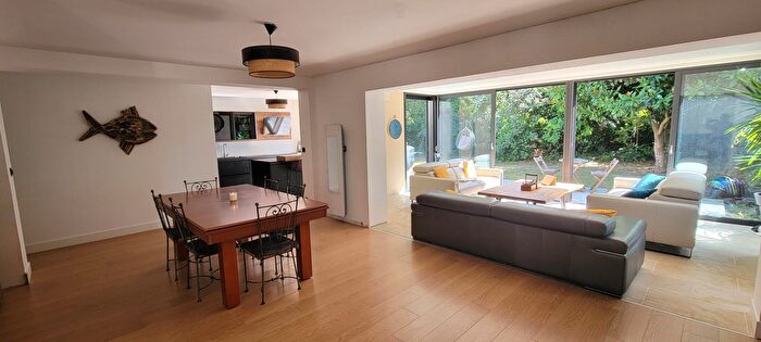 Maison 6 pièces à Monceaux-en-Bessin, à vendre