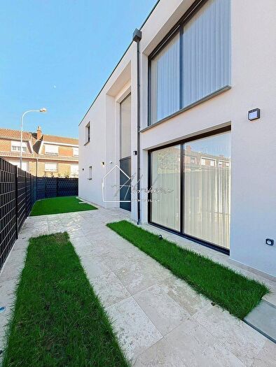 Maison à louer - Emmerin - 7 pièces - 5 chambres