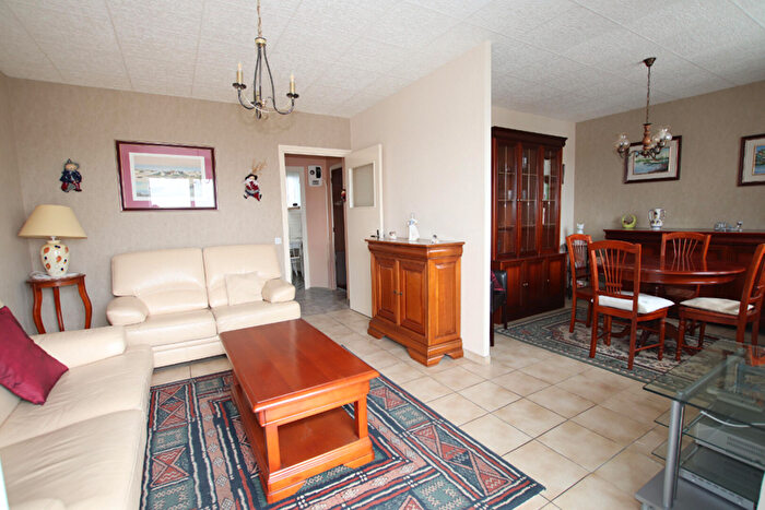 Appartement à vendre - Metz, Sablon - 4 pièces - 2 chambres