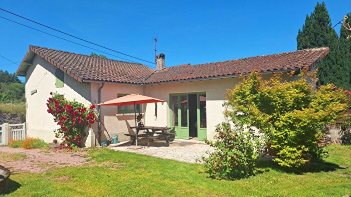 Saint-Saud-Lacoussière - Maison 4 pièces à vendre