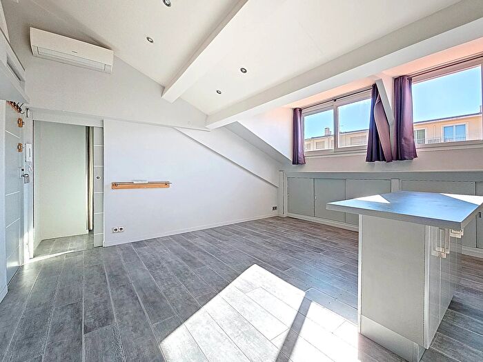 Appartement à vendre - Cannes, Suquet - 2 pièces - 1 chambre