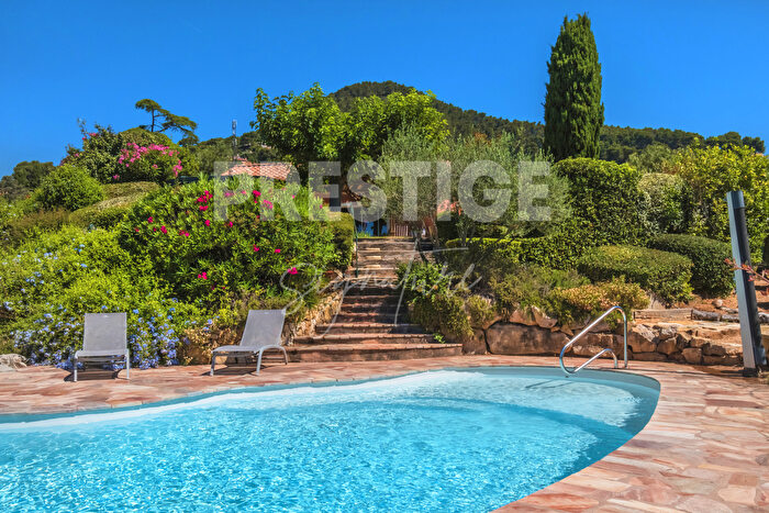 Maison 7 pièces à vendre - Carqueiranne
