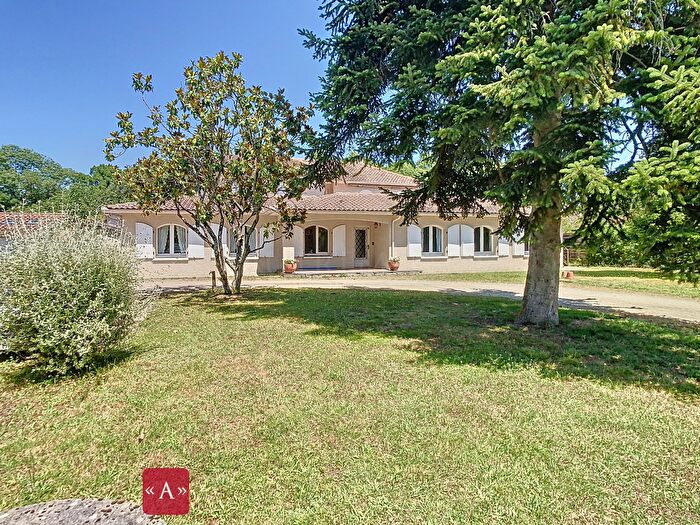 Maison à vendre - Buzet-sur-Tarn - 10 pièces - 9 chambres