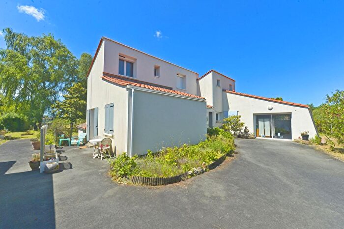 Maison à vendre - Saujon - 6 pièces - 4 chambres