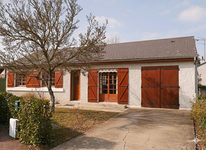 Maison à louer - Viroy A, Amilly - 4 pièces - 3 chambres