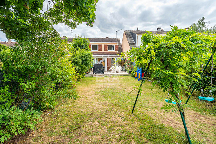 Maison à vendre - Ballancourt-sur-Essonne - 5 pièces - 3 chambres