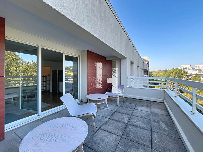 Lyon 7ème, Gerland : Appartement 6 pièces à louer