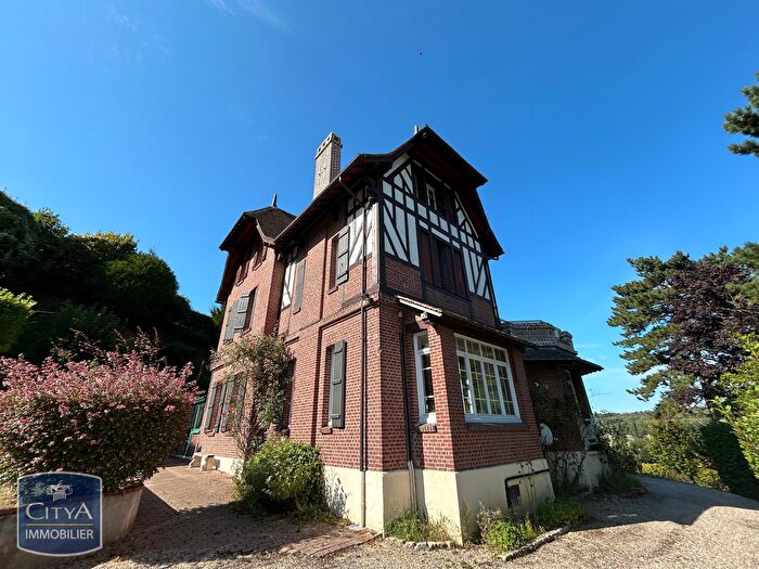 Maison à vendre - Dieppe, Centre-ville, Saint-Pierre, Chanzy - 8 pièces - 6 chambres