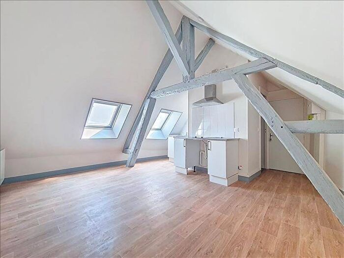 Appartement à louer - Puiseaux - 1 pièce