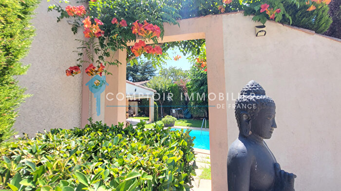 Maison 5 pièces à Saint-Mamert-du-Gard, à vendre