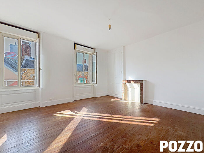 Granville, Centre-ville : Appartement 2 pièces à vendre
