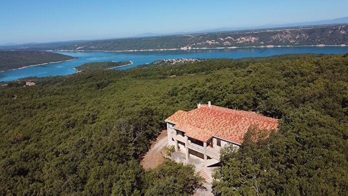 Maison 5 pièces à vendre à Aiguines