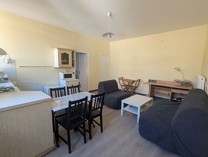 Appartement à louer - Dijon, Centre-ville - 2 pièces - 1 chambre