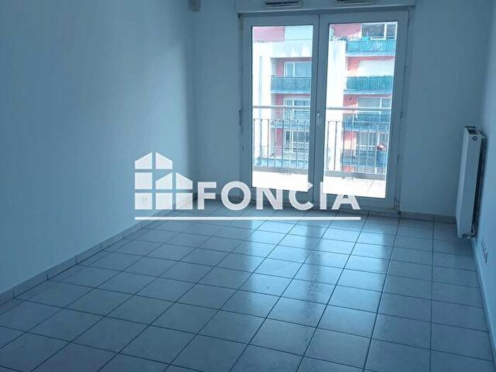 Appartement à louer - Montbernier, Bourgoin-Jallieu - 2 pièces - 1 chambre