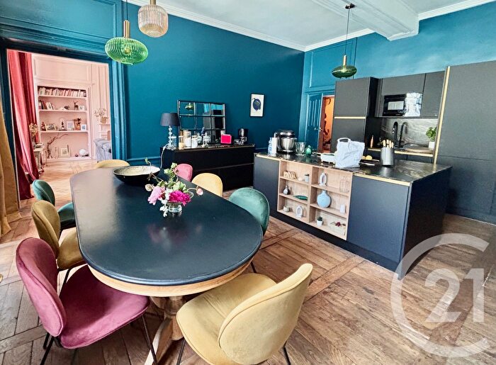 Appartement à vendre - Quartiers Centre, Centre-ville - 5 pièces - 3 chambres