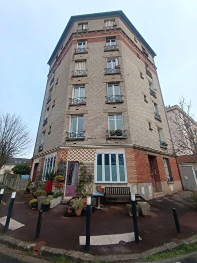 Appartement à louer - Mocquet, Joinville-le-Pont - 2 pièces - 1 chambre