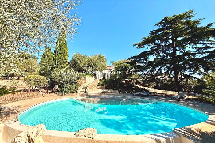 Grimaud : Maison 9 pièces à vendre