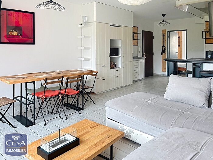 Appartement 4 pièces à Strasbourg, L'Esplanade, Citadelle, à vendre