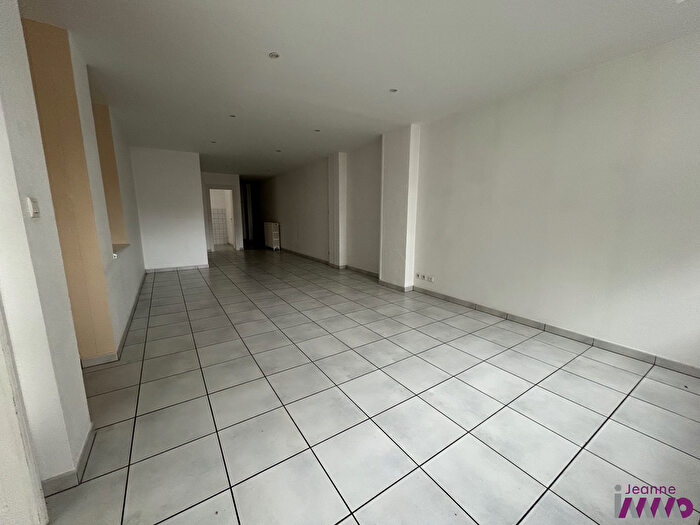 Appartement à louer - Belfort, Centre-ville, Fb de Montbéliard - 5 pièces - 3 chambres
