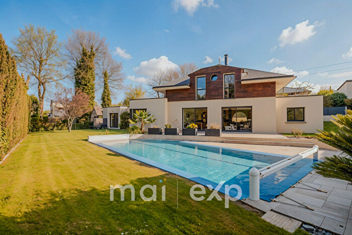 Maison à vendre - Saint-Avé - 7 pièces - 5 chambres