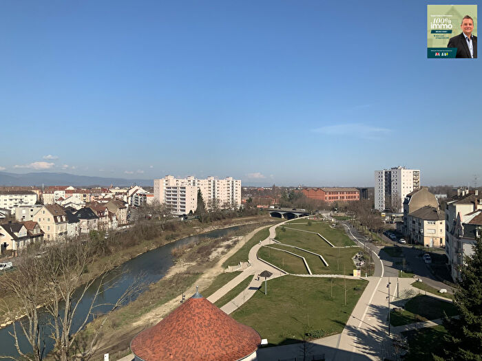 Appartement à louer - Mulhouse - 4 pièces - 3 chambres