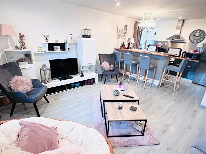 Maison à vendre - Farschviller - 12 pièces - 8 chambres