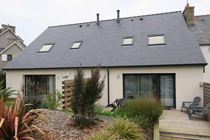 Maison à vendre - Trébeurden - 8 pièces - 6 chambres