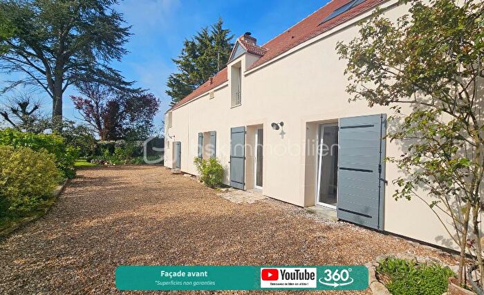 Maison à vendre - Ouzouer-le-Marché - 8 pièces - 4 chambres