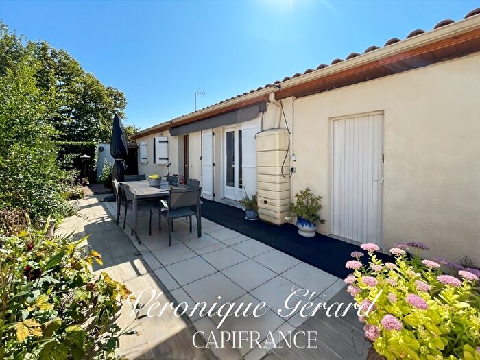 Maison à vendre - Le Pizou - 4 pièces - 3 chambres