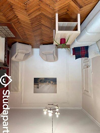 Appartement à louer - Cheminots-Acacias-Faubourg de Lille, Valenciennes - 1 pièce - 4 chambres