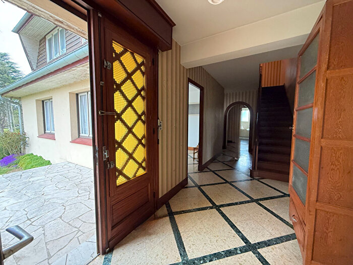 Maison à vendre - Attin - 8 pièces - 6 chambres