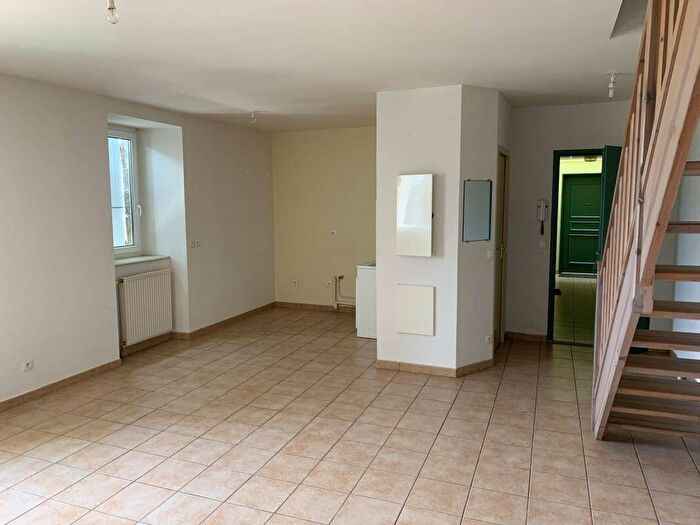 Appartement 3 pièces à louer à Empurany