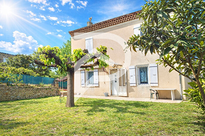 Maison à vendre - Viviers - 5 pièces - 3 chambres