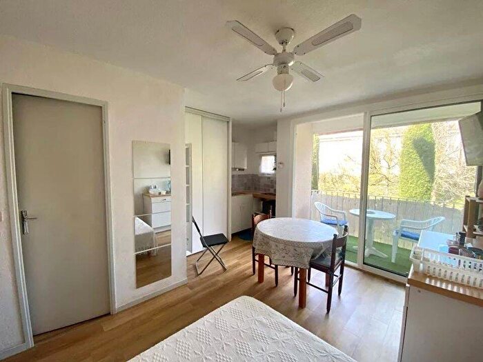 Appartement à louer - Gréoux-les-Bains - 1 pièce