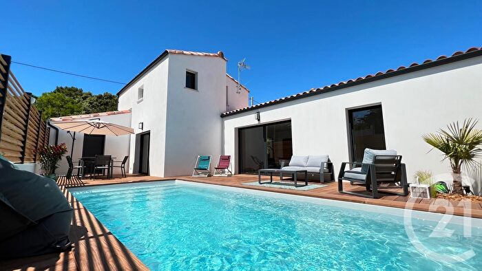 Maison à vendre - Saint-Jean-de-Monts, Centre-ville, Vasais - 5 pièces - 4 chambres