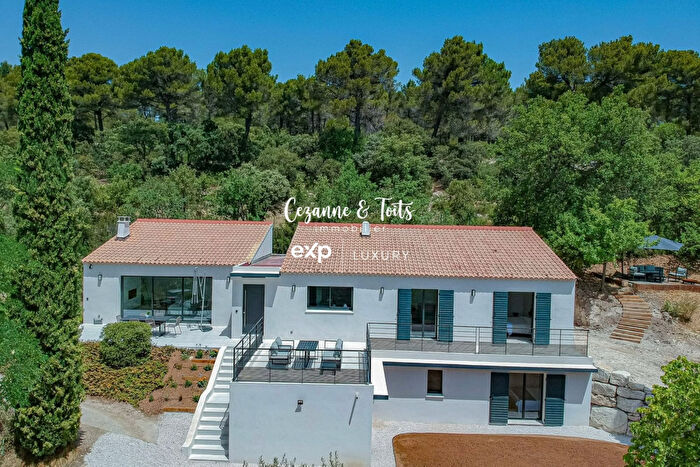 Maison 5 pièces à Aix-en-Provence, Puyricard, Célony, à louer