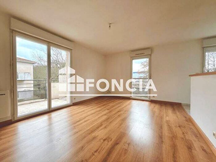 Appartement à louer - Val de Moine, Cholet - 3 pièces - 2 chambres