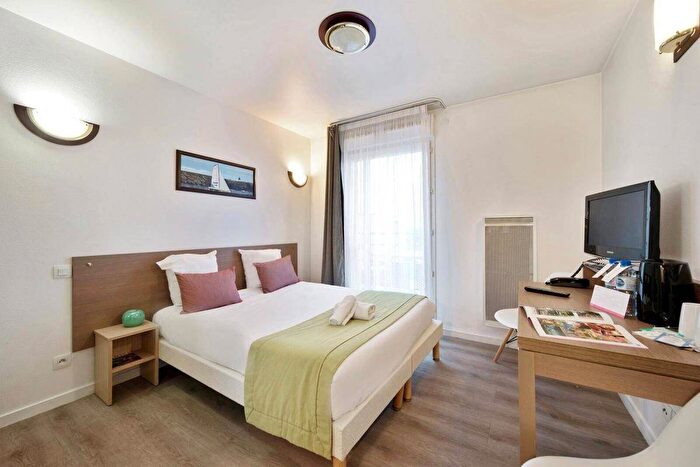 Appartement à louer - Fontaine Saint Martin-Geldrop, Saint-Cyr-lécole - 1 pièce