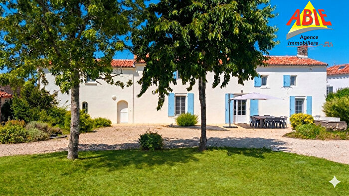 Maison 6 pièces à vendre - Nieul-sur-l'Autise