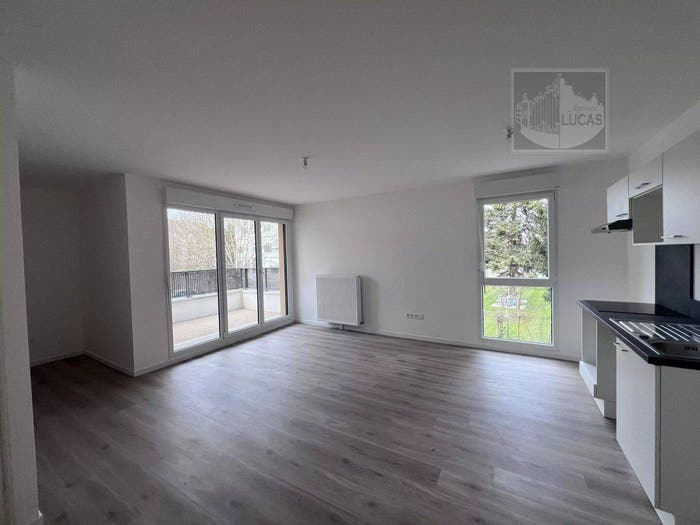 Appartement 3 pièces à louer à Bois l'Eveque, Combs-la-Ville