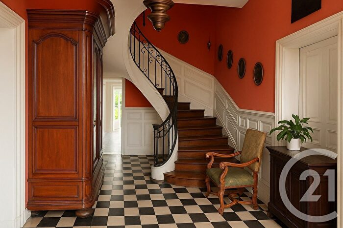 Maison à vendre - Saint-André-de-Cubzac - 8 pièces - 5 chambres