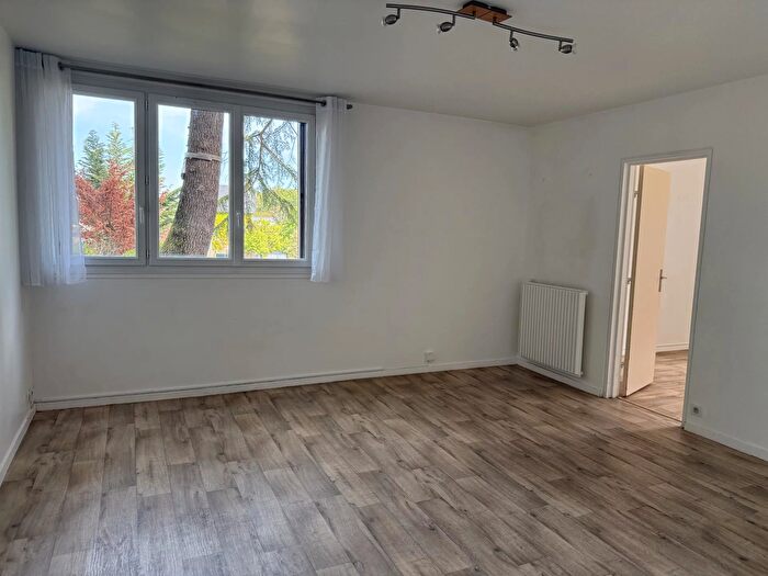 Rambouillet, Bel-Air, Racinay, Pierrefite : Appartement 4 pièces à vendre